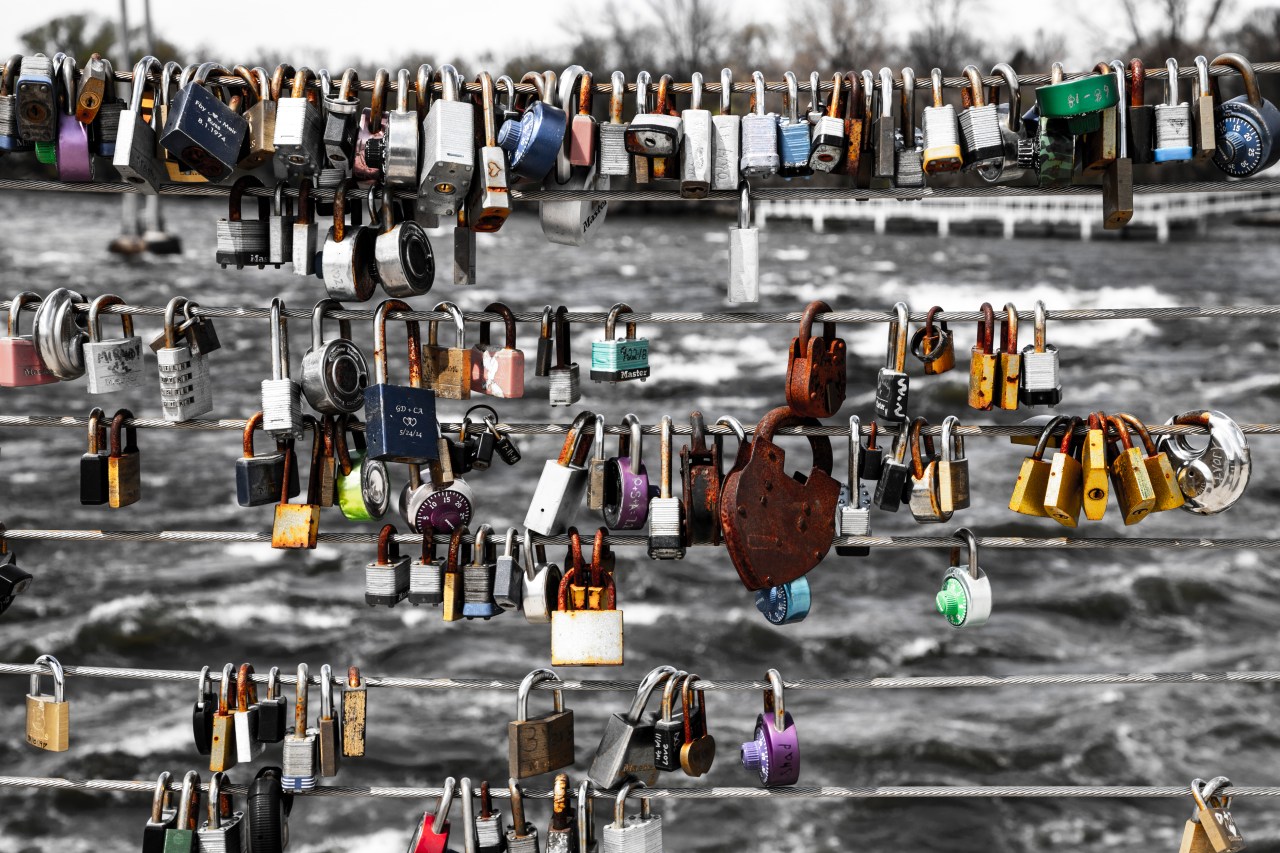 Week 7 Challenge- Storing Telling: Love Story – Off the Wall Photos & Art